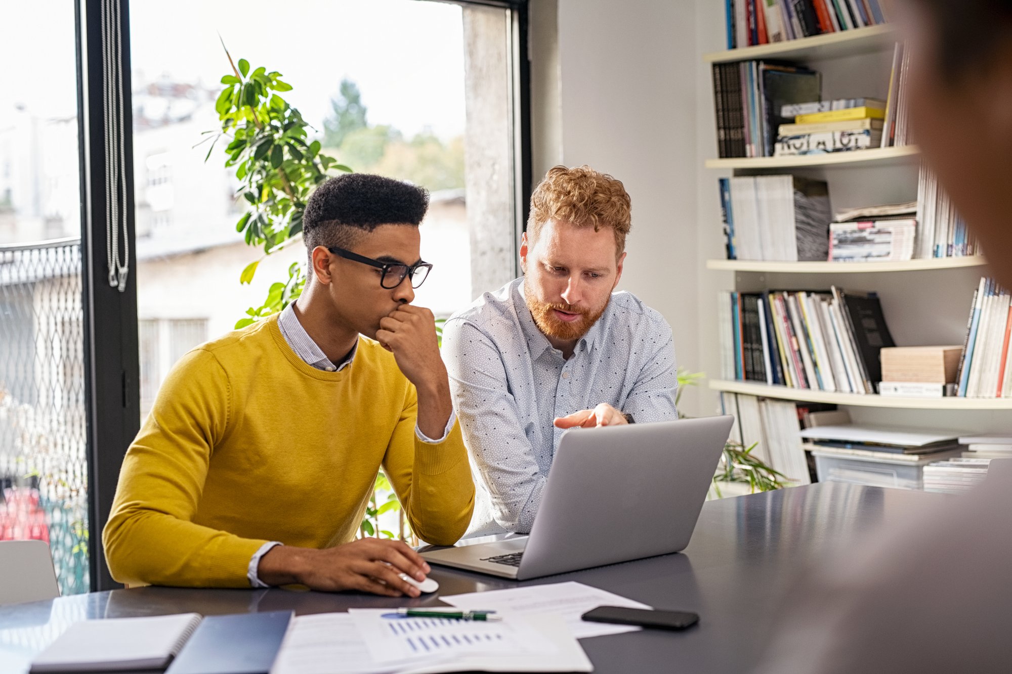 A Comprehensive Guide to M365 E5 [Features, Security & License]